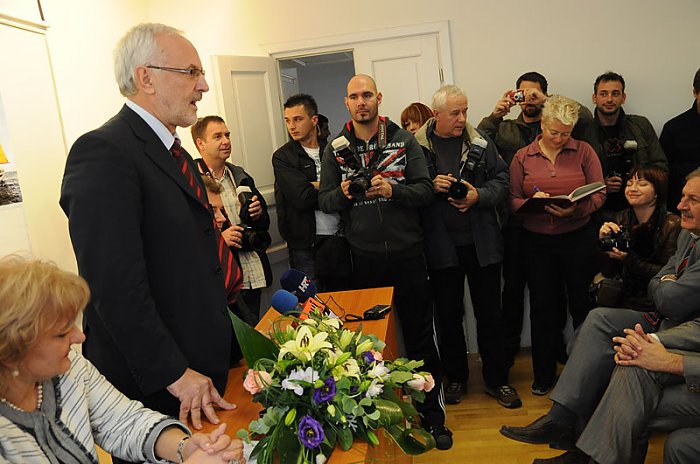 057info | Budući pomorci dobili stipendije, Kalmeta izostao