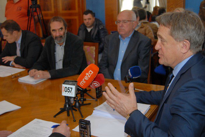 057info | Što je Kalmeta rekao o sudskoj presudi za neplaćanje parkiranja?