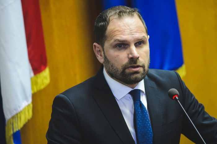 Pročelnik Dujela s vijećnicima tri sata raspravljao o problemu otpada ...