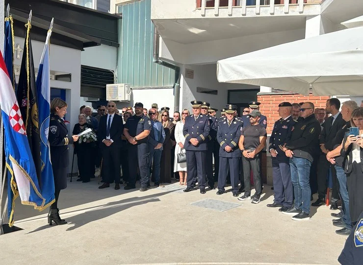 Za Dan policije u PU zadarskoj otvorili Spomen sobu za 19 poginulih u ...