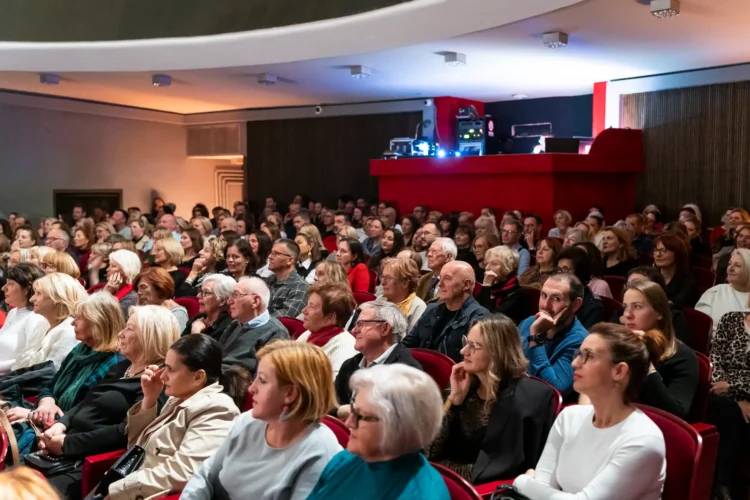 daria lorenci flatz tarik filipovic da sam ptica hnk (6) – 057info