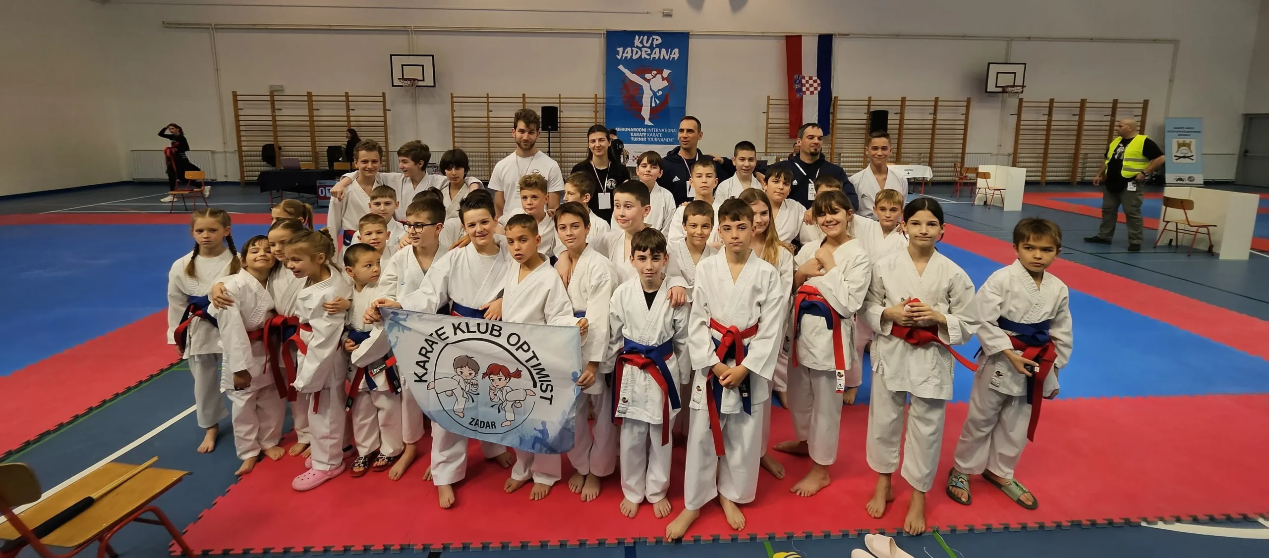 Karatisti zadarskog kluba Optimist osvojili 43 medalje na Kupu Jadrana ...